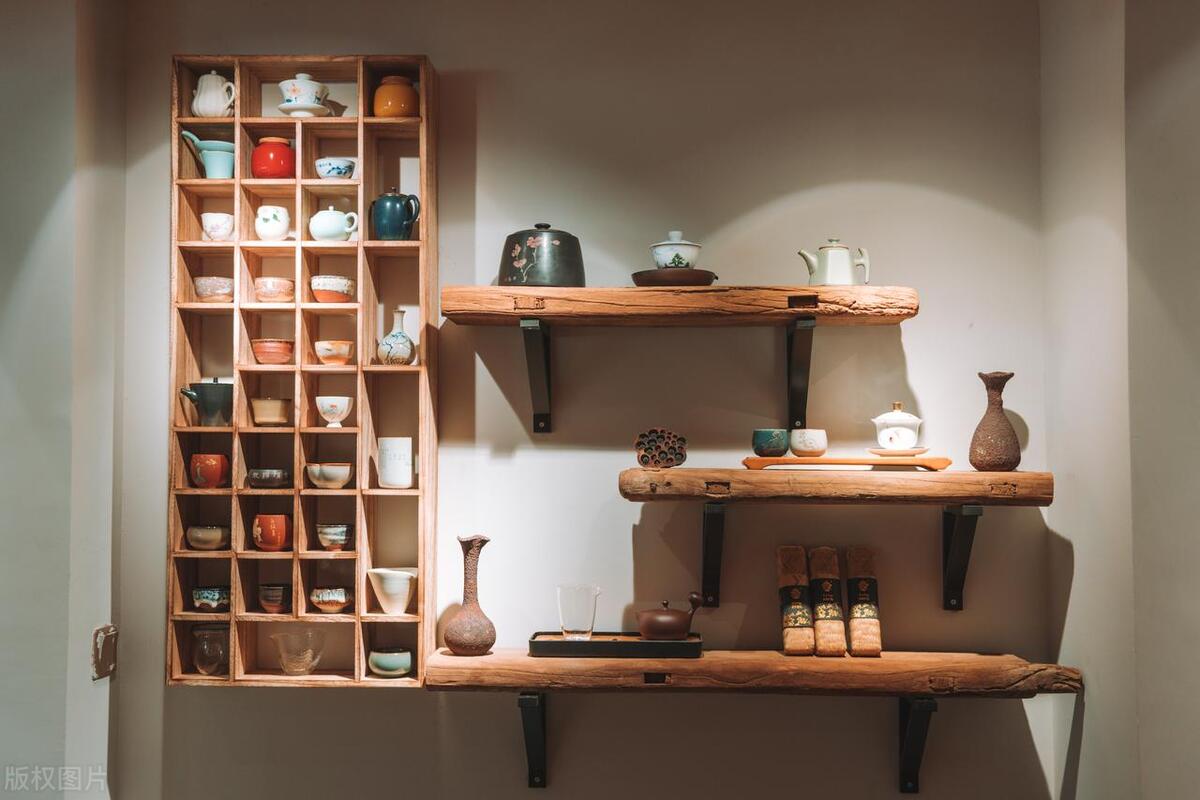 What is the relationship between tea and tea leaves and tea sets? - iNEWS