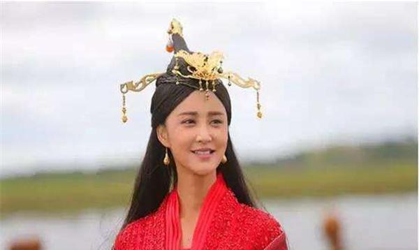 The princess who was forced to marry because her father was a criminal ...