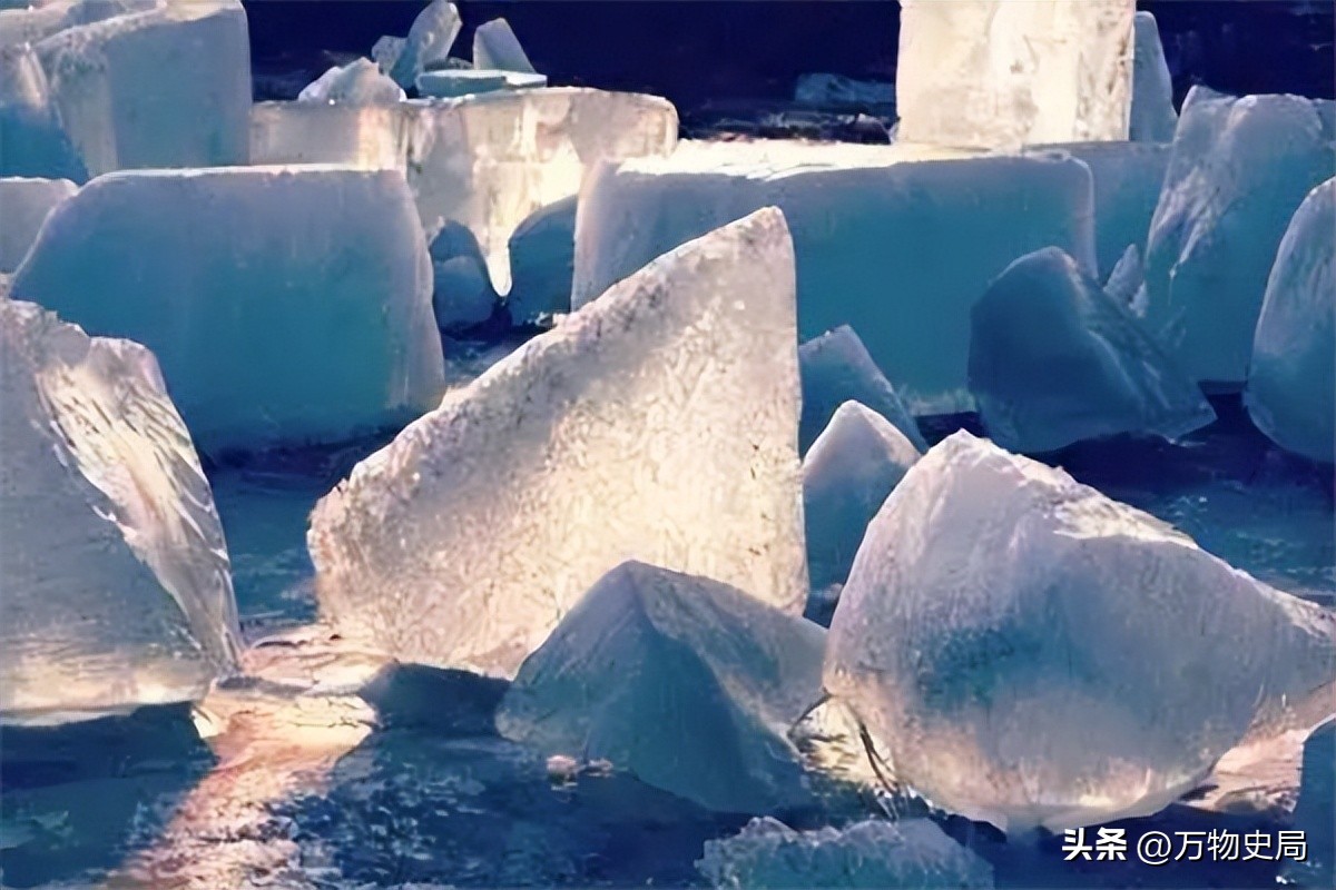 Where did the ancients get ice cubes in summer?It turns out that ...