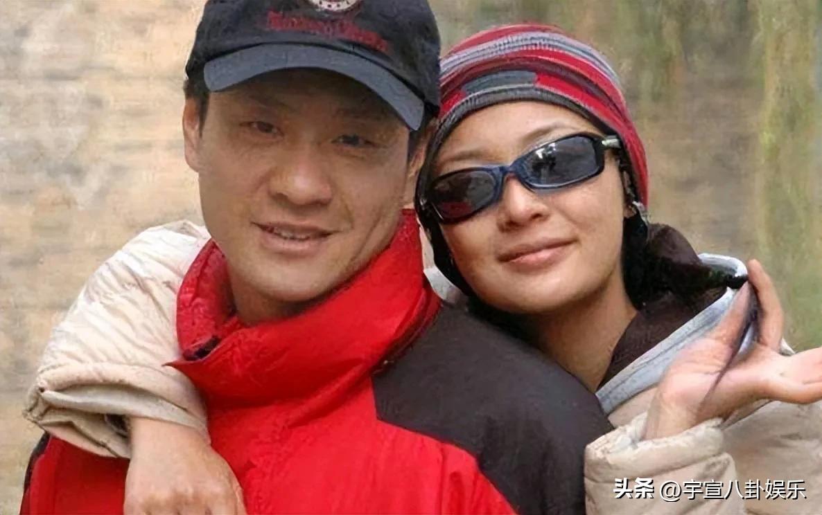 Chen Jiayan: After divorcing Lian Yiming, she adopted her daughter alone for 13 years. Now he's ...