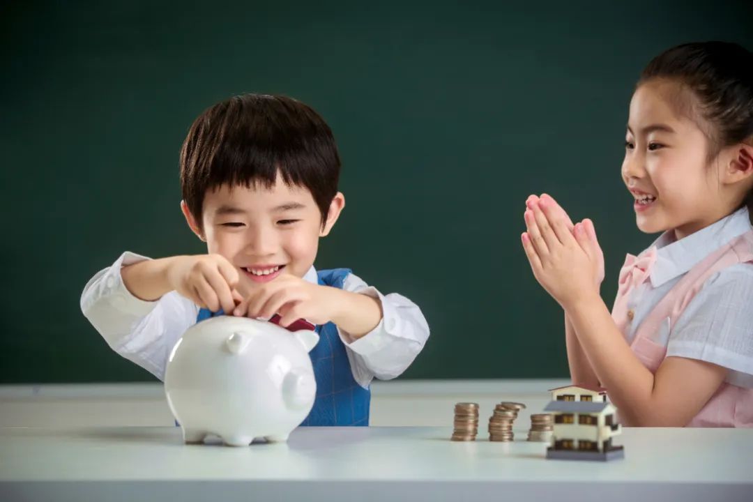 How can parents assist their children in managing pocket money? - iMedia
