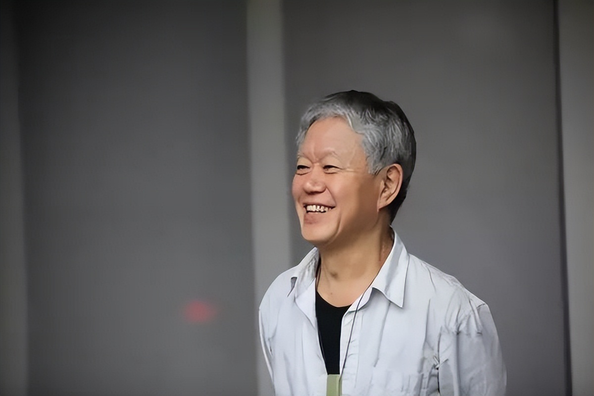 Jiang Xun: Seeing the Prosperity and Disillusionment of Fireworks in ...