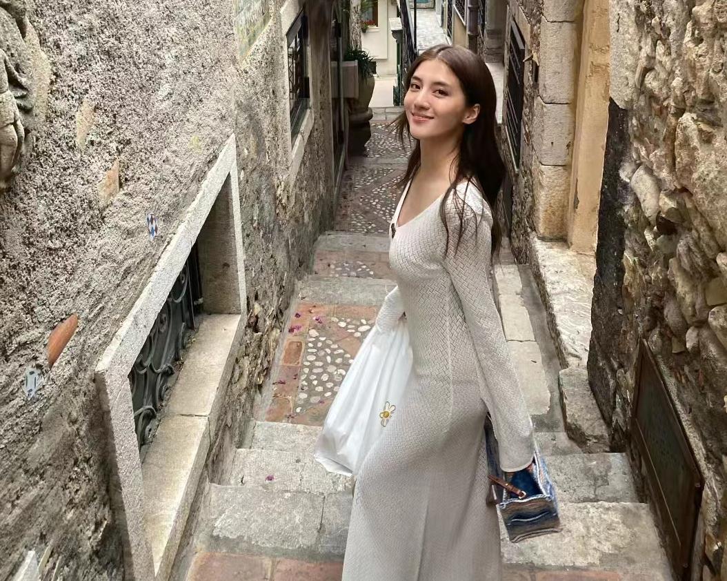 Wu Qianyu resolutely does not retouch the pictures in the beautiful ...