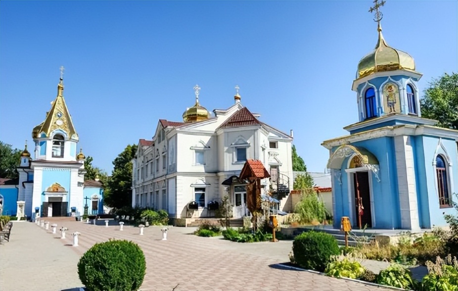 Uniqueness of Moldovan music, types of instruments, musical elements ...