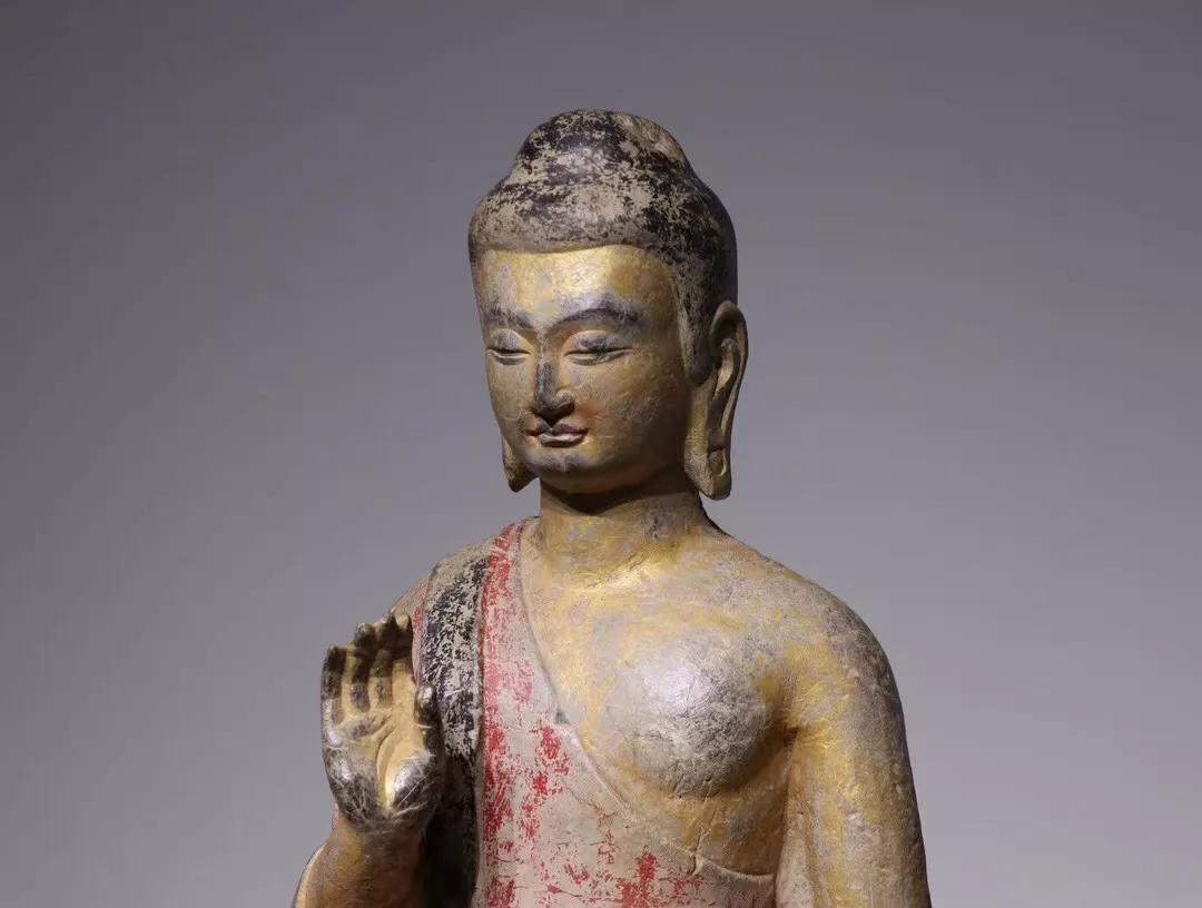 Sakyamuni sitting Buddha - iNEWS