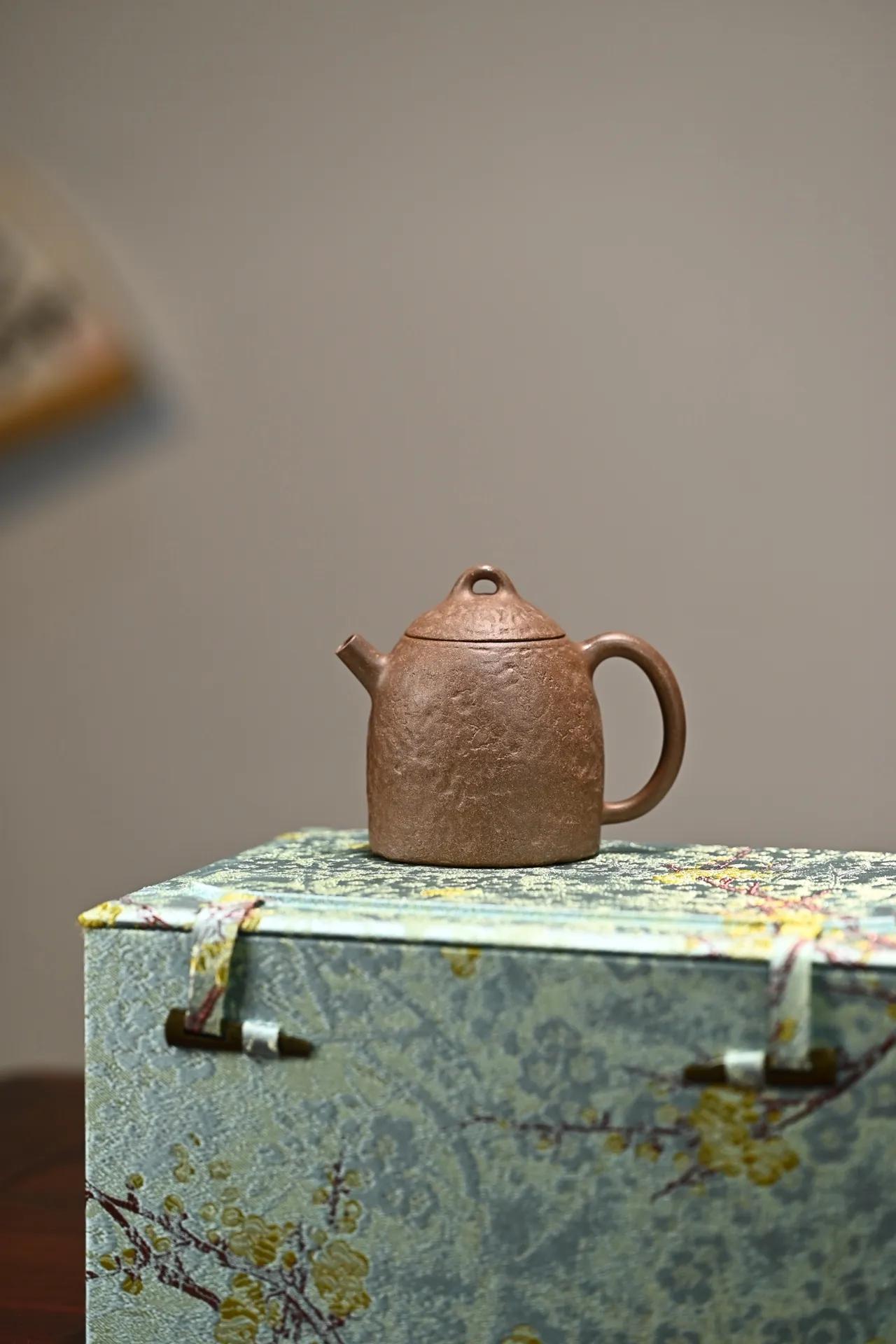 Green section, yellow section, old section, red clay pot - iNEWS