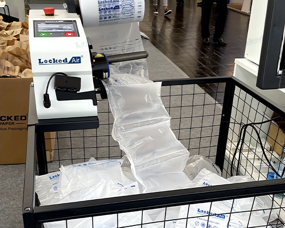 LockedAir LA-E5P 簡介：重新定義工業緩衝氣墊機的效率和性能 - 資訊咖