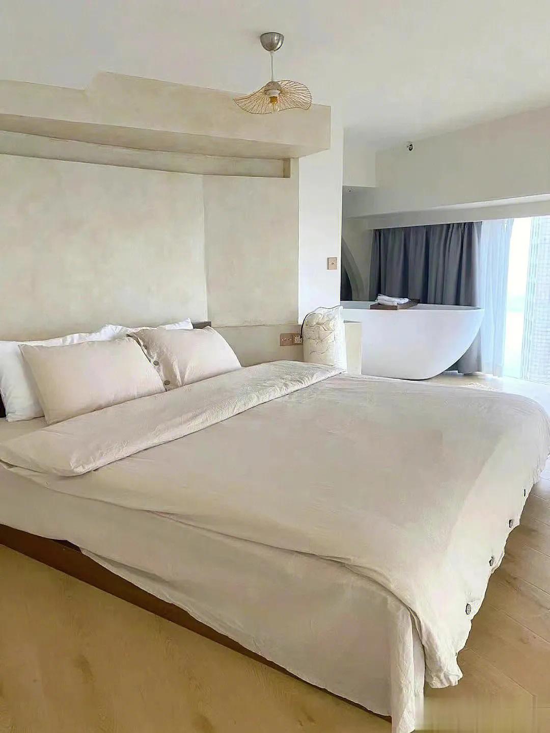 It is also very happy to live in the 41-square-meter loft apartment ...