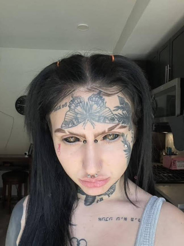 The girl called the "devil" has tattoos covering 98% of her body and ...