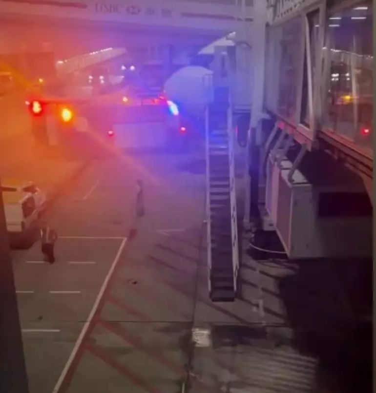 Li Shiyu escaped in a plane accident, thanked the captain for saving ...