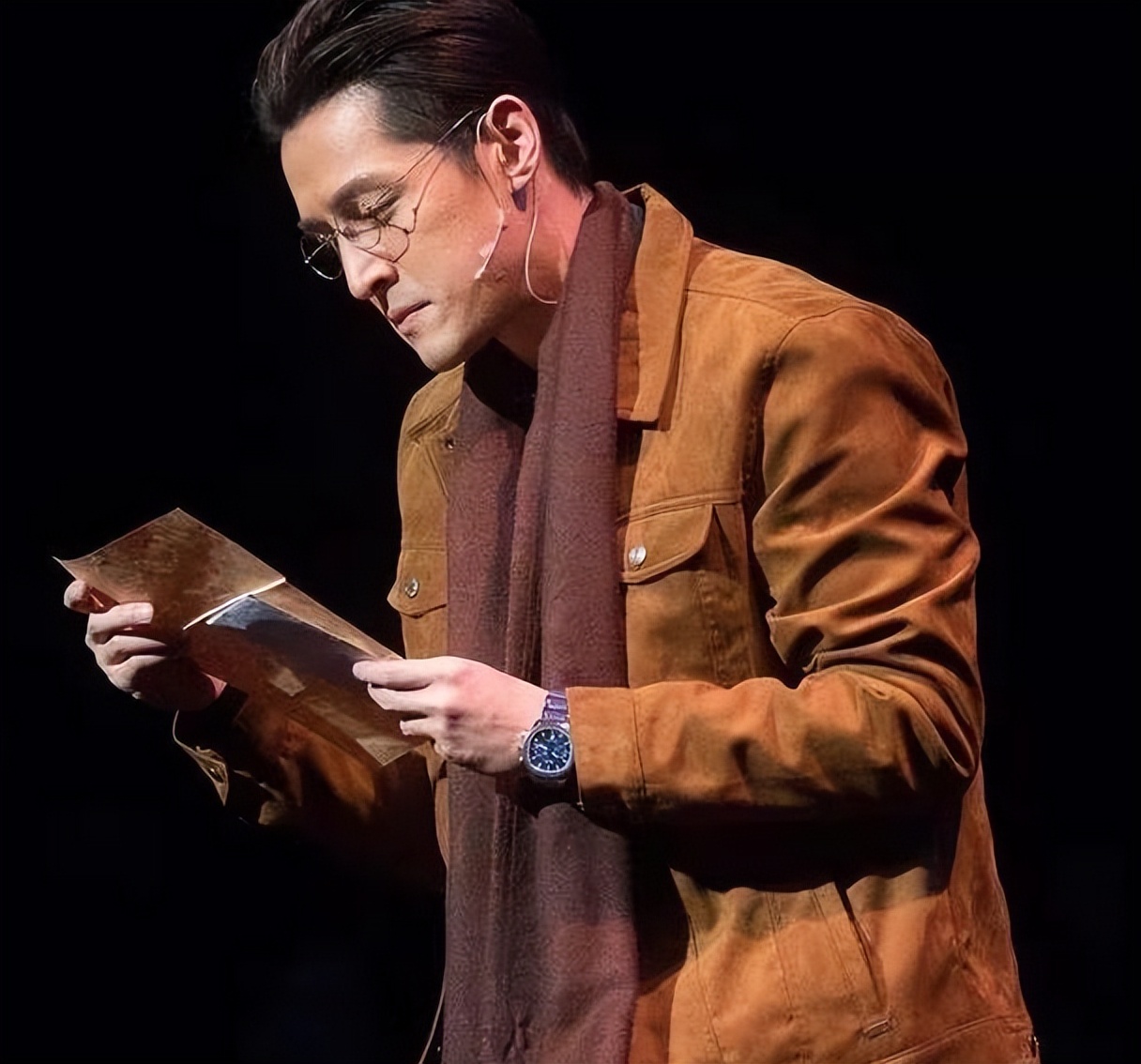 Hu Ge: The world of adults is one of self-healing while collapsing - iMedia