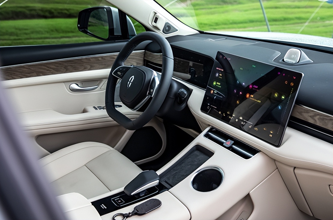 The same oil and electricity, how to choose between AITO QJIE M5 and ...