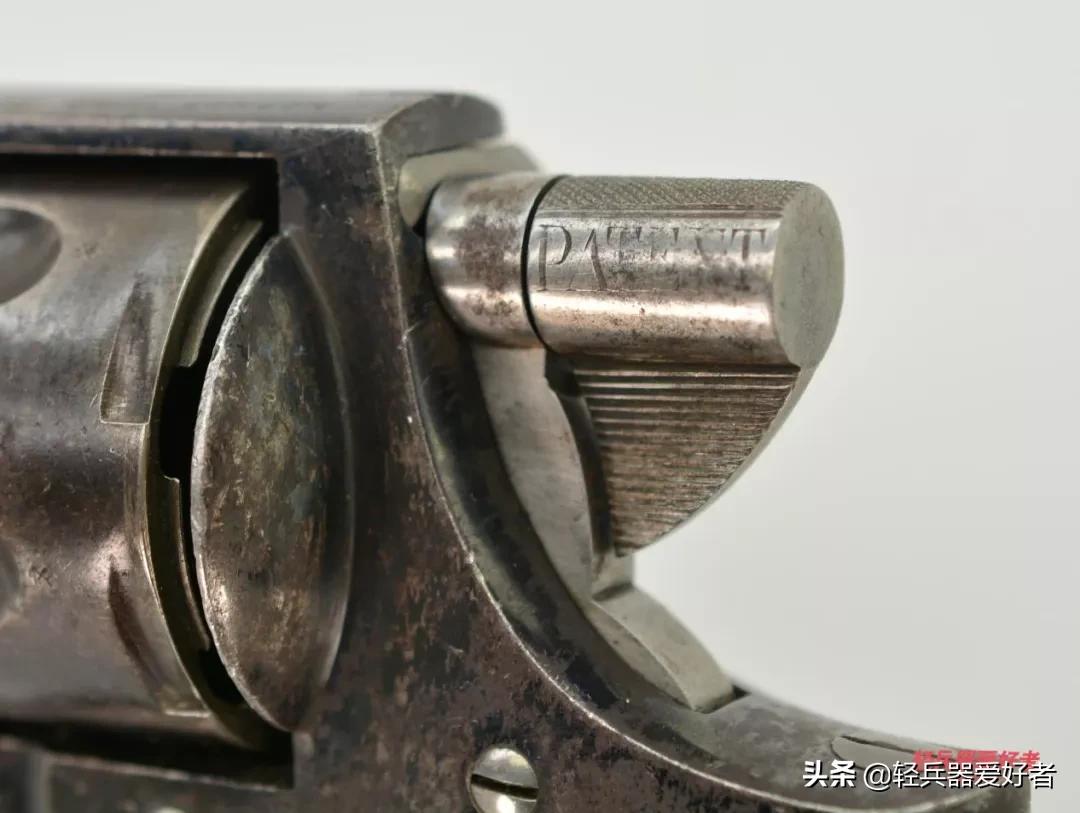 Have you seen this strange pistol?The shell throwing revolver is the ...