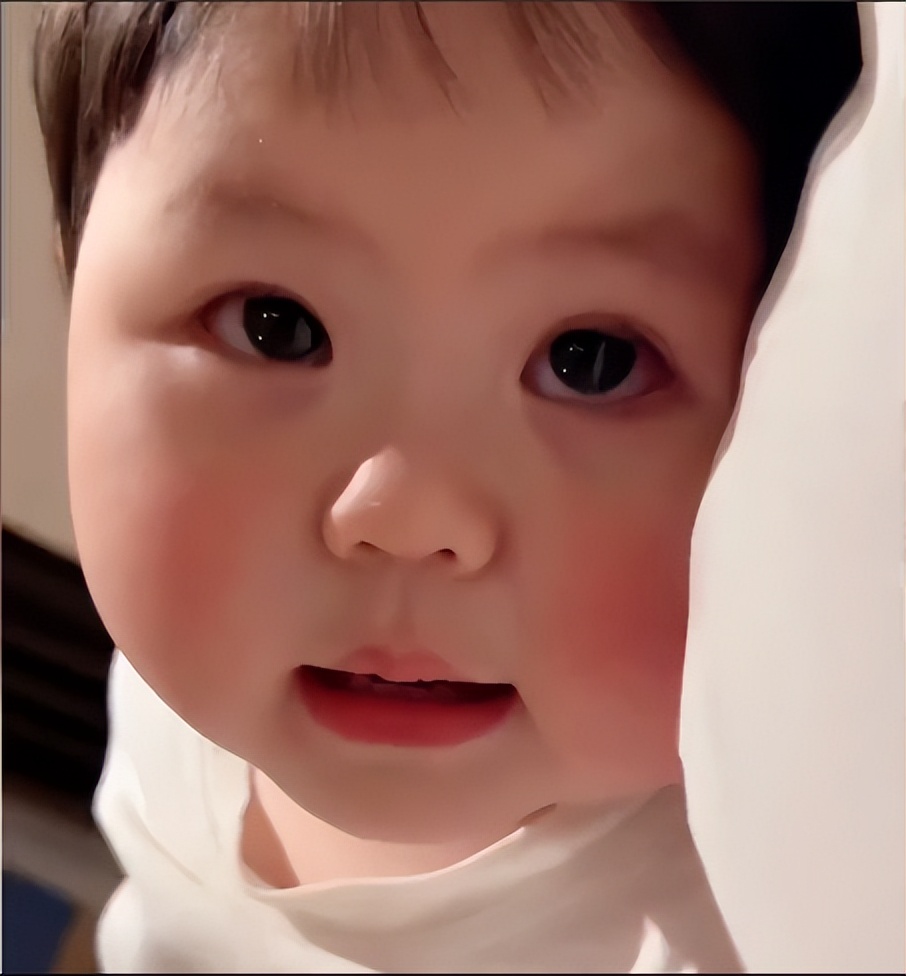 Yao Yiyao Little Meat Bun: The cute baby became popular with emojis and ...