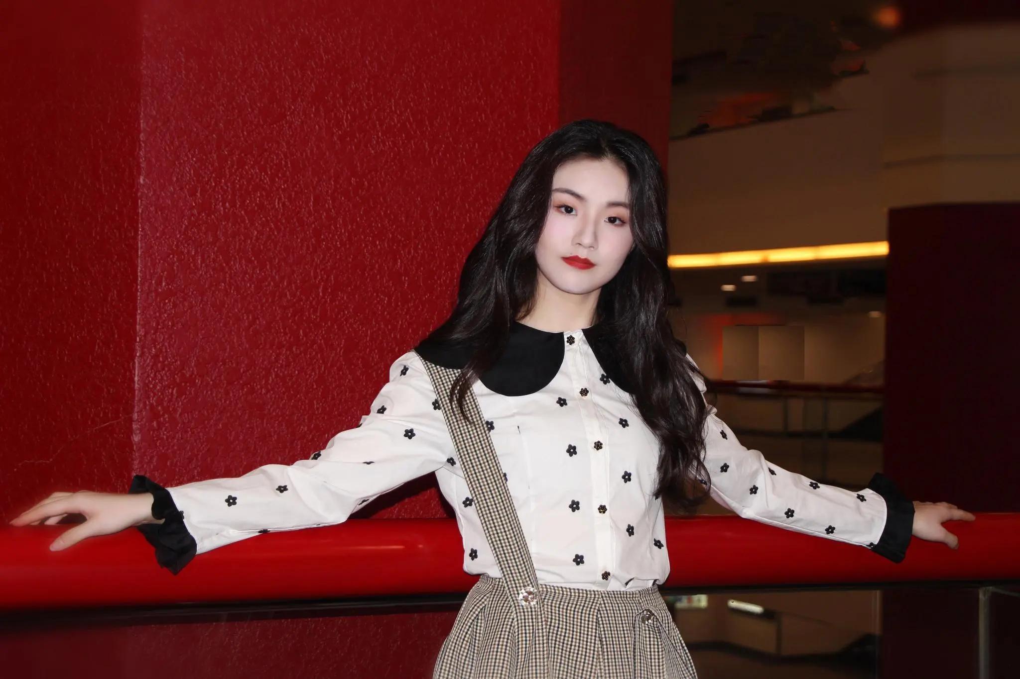 Mingyang Entertainment—Beauty Star—Guo Qin - iMedia