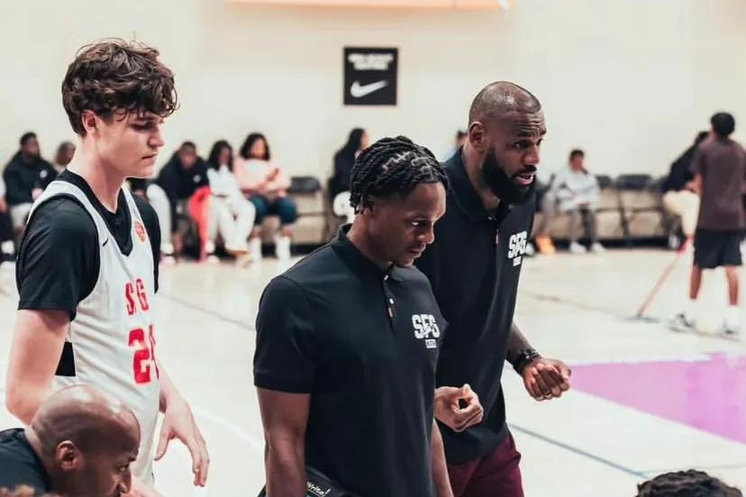 Who is the worst teammate of James' career? US media: He was blocked by ...