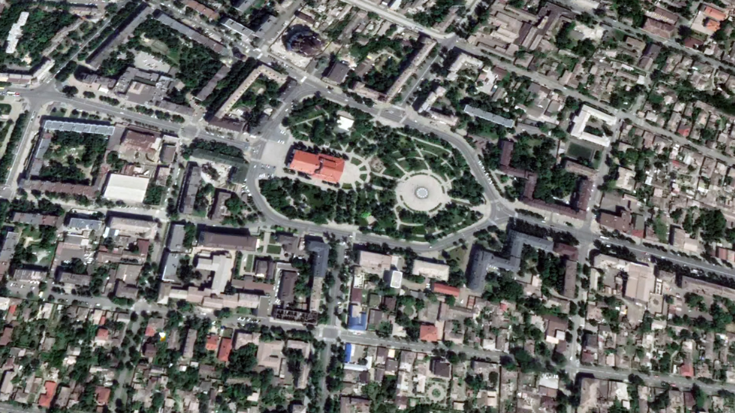 Comparison of Mariupol before and after the war - iNEWS