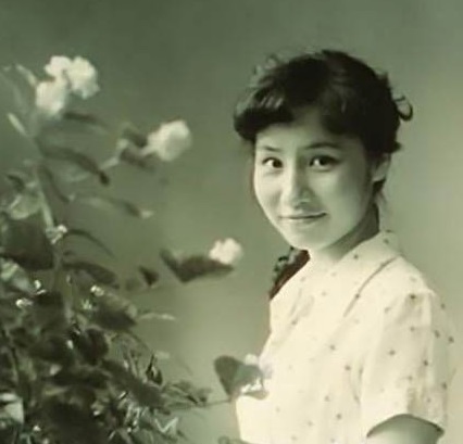 CCTV female anchor Xu Li, why is she still attractive at the age of 60 ...