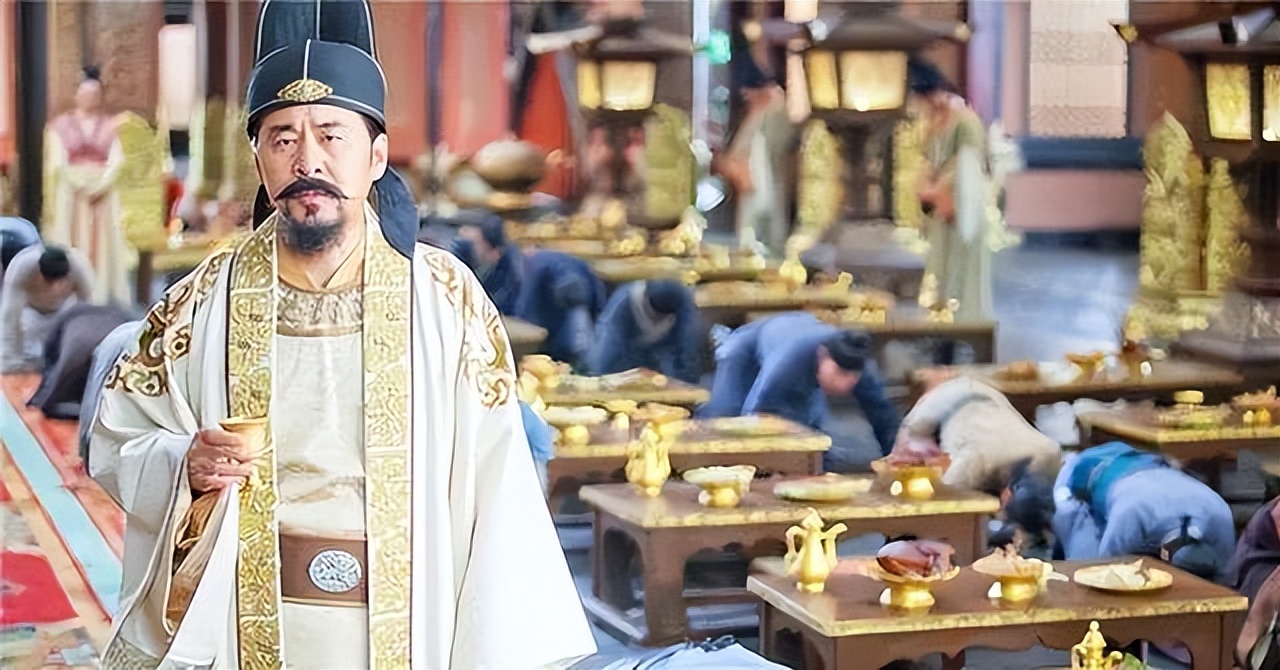 Zhao Kuangyin released the military power with a glass of wine, but ...