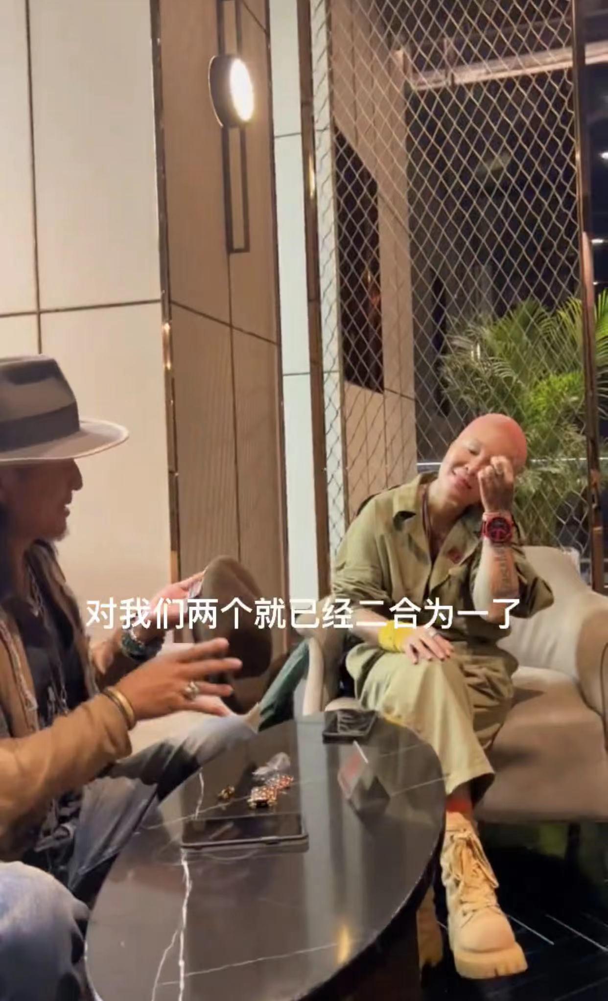 58-year-old Sun Xing revealed a new relationship!Interacted intimately ...