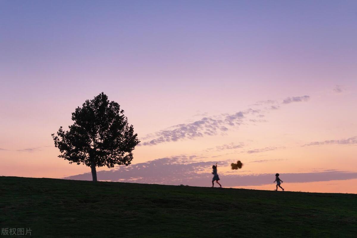 Positive hints are the best way to educate children - iNEWS