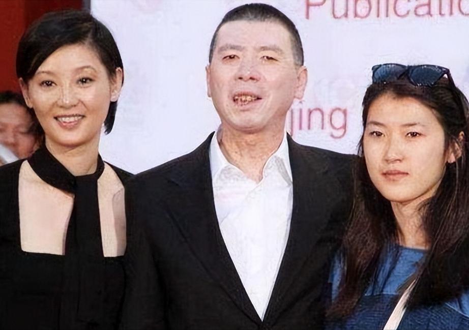 Faye Wong's daughter Li Yan and Feng Xiaogang's daughter Feng Siyu also ...