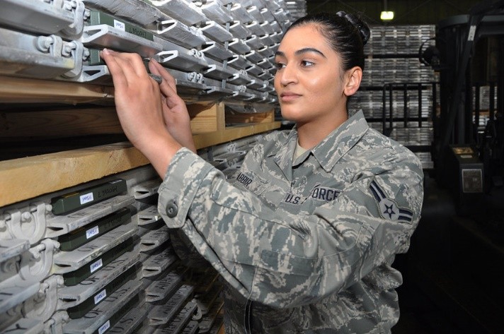 US Army 463L freight pallet introduction - iNEWS