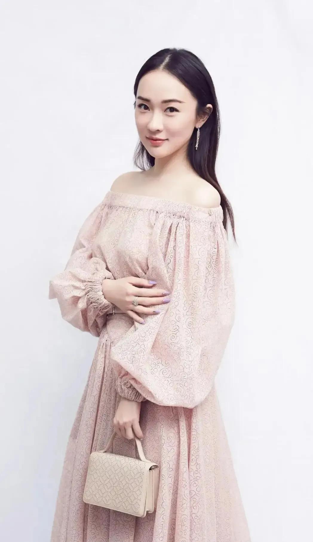 Beautiful Huo Siyan - iNEWS