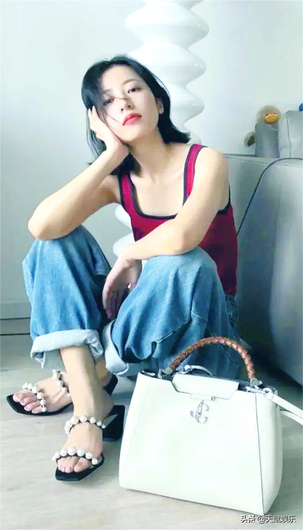 Film and television actor - Zhou Yutong's personal life photo album (1 ...