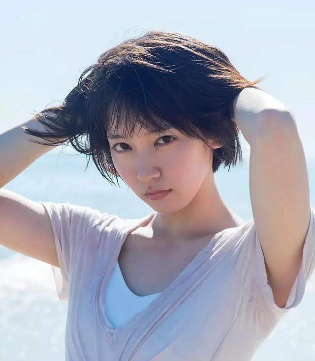 It was simply exposed! 30-year-old Riho Yoshioka has the appearance of his first love and a ...