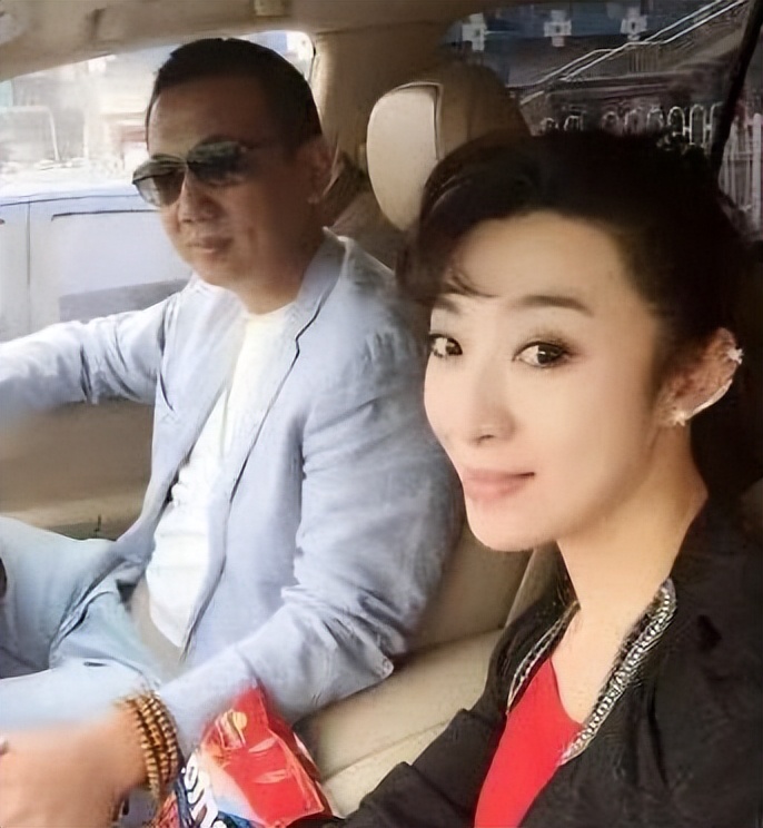 Chen Xiaoxu, who has no children and no daughters, died 15 years later, her husband returned to ...