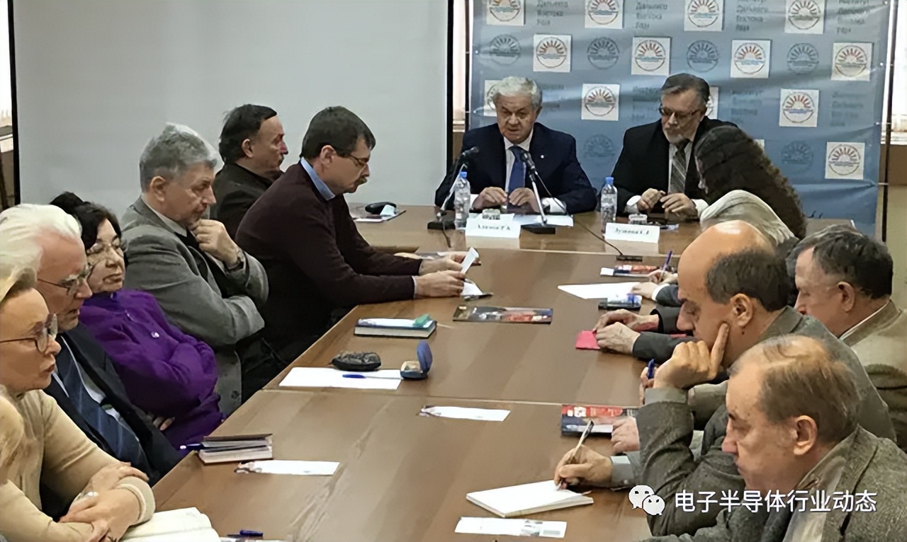 News came from Russia that a high-end lithography machine will be built ...