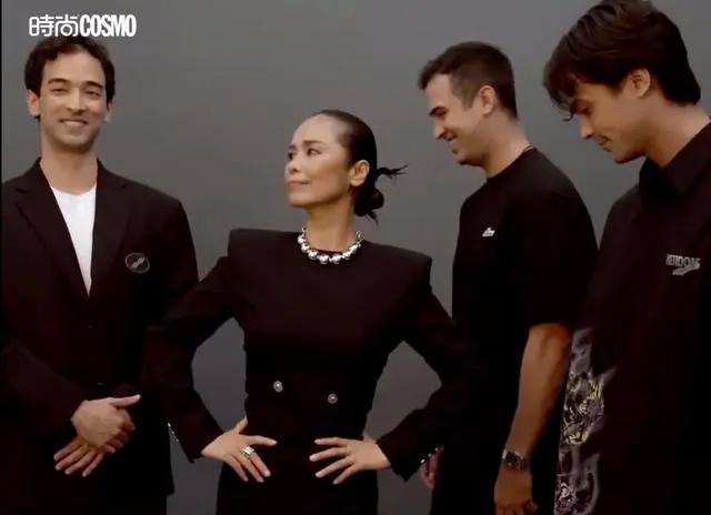 60-year-old Wei Wei makes a comeback, filming blockbuster movies with ...