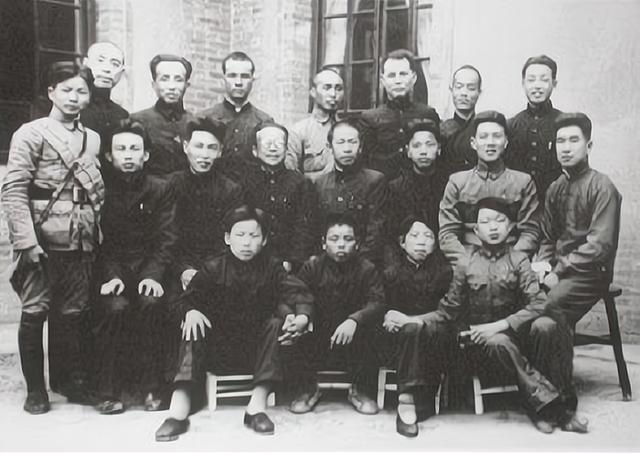 "Blessed General" Zhang Yunyi: The army has never been injured in his ...