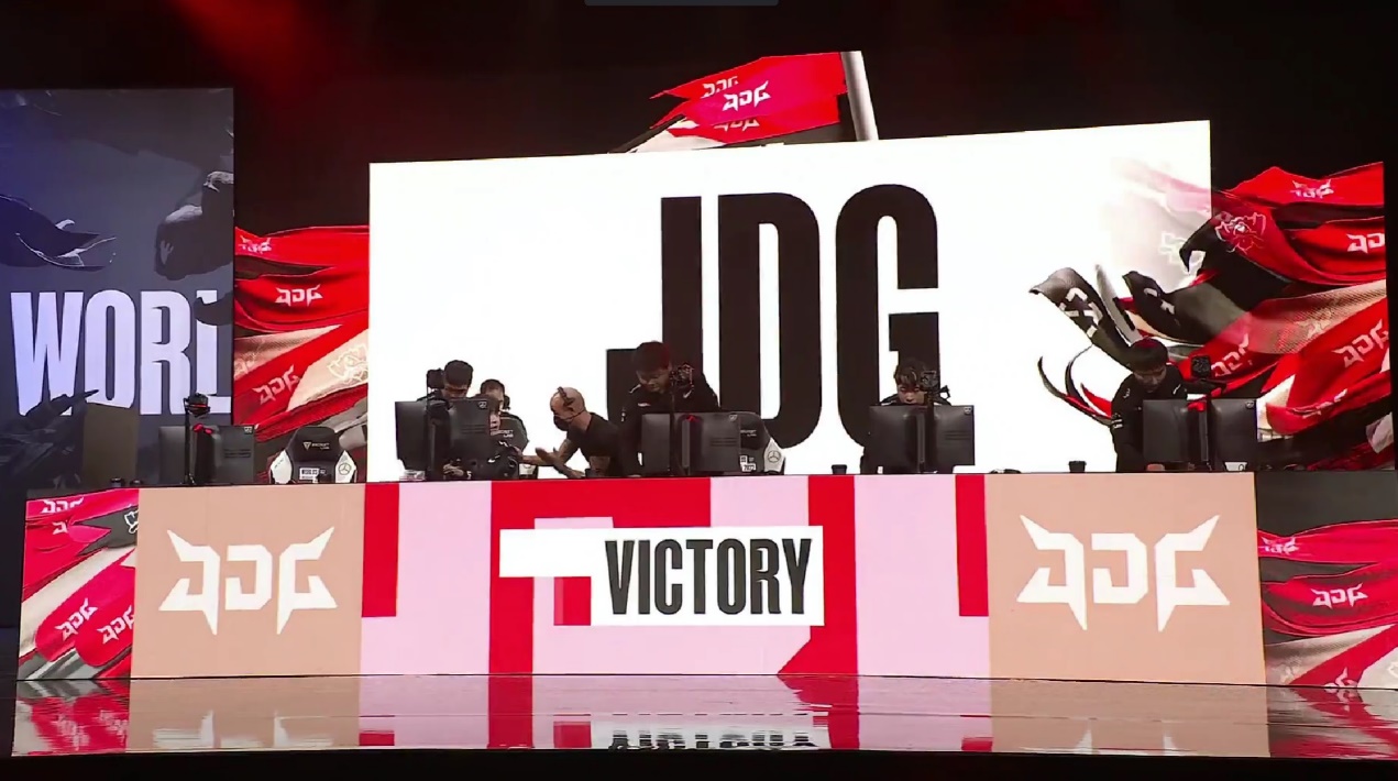 RNG fights Faker again, and is in the death half with JDG!LPL ushered in a peerless sign, no ...