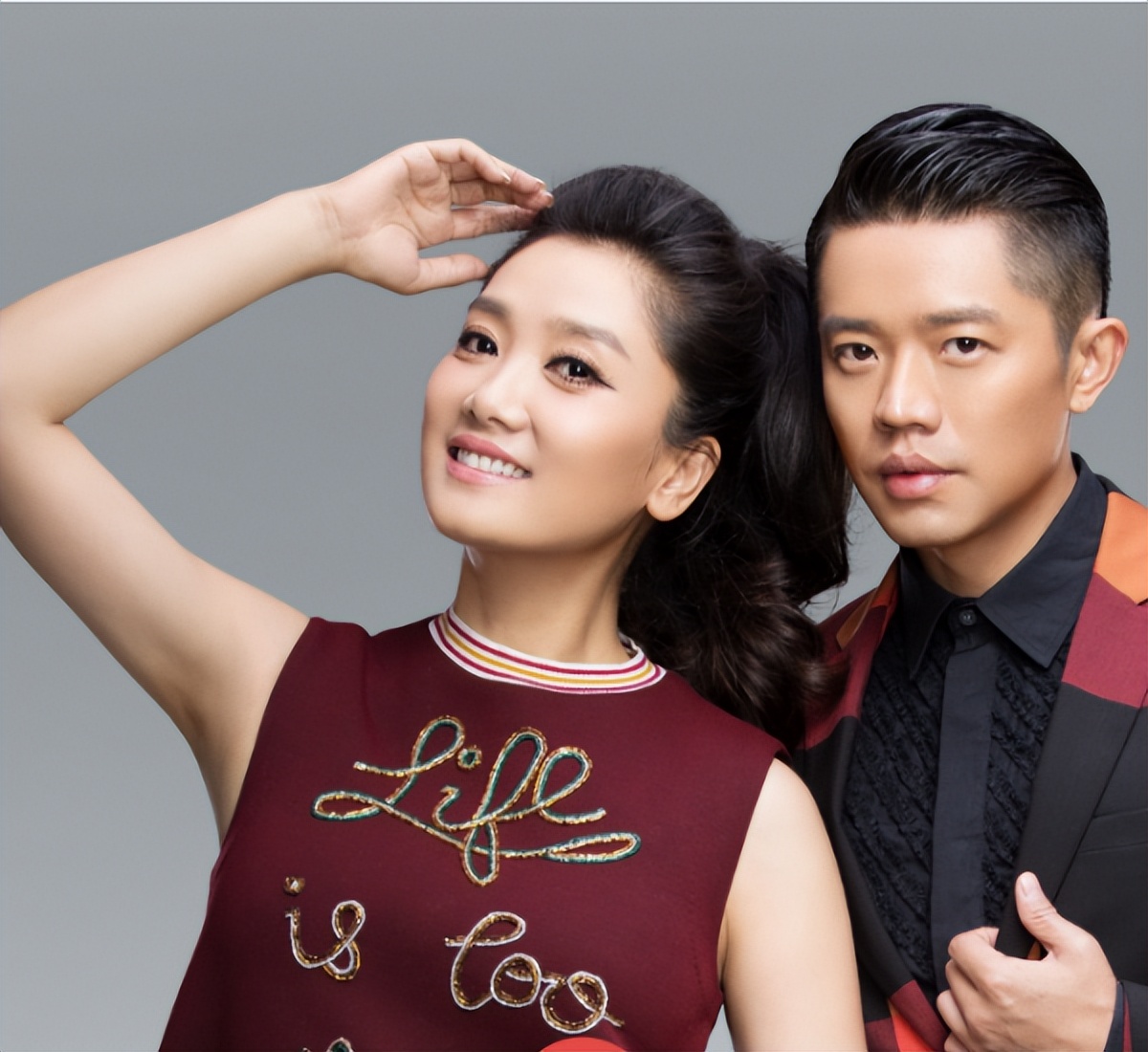 Friendship in "Legend of the Phoenix", Linghua married Zeng Yi and cried, Zeng Yi married ...