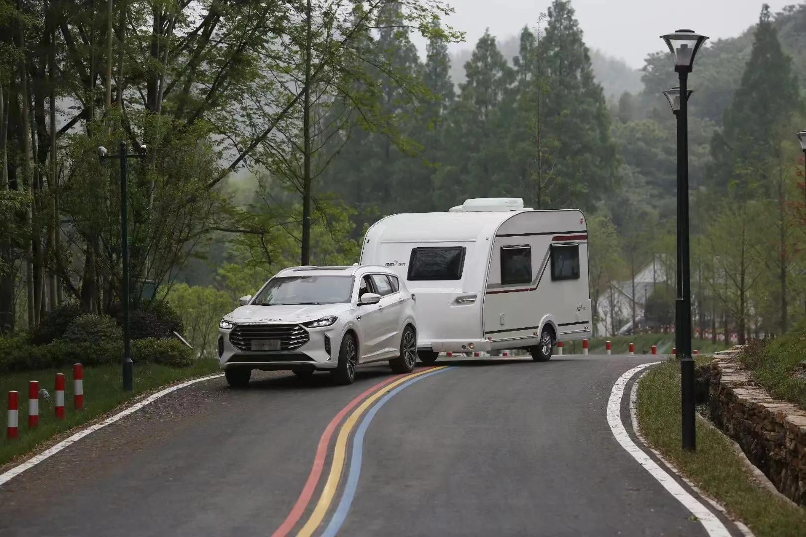 How to choose between self-propelled RV and trailer RV? - iNEWS