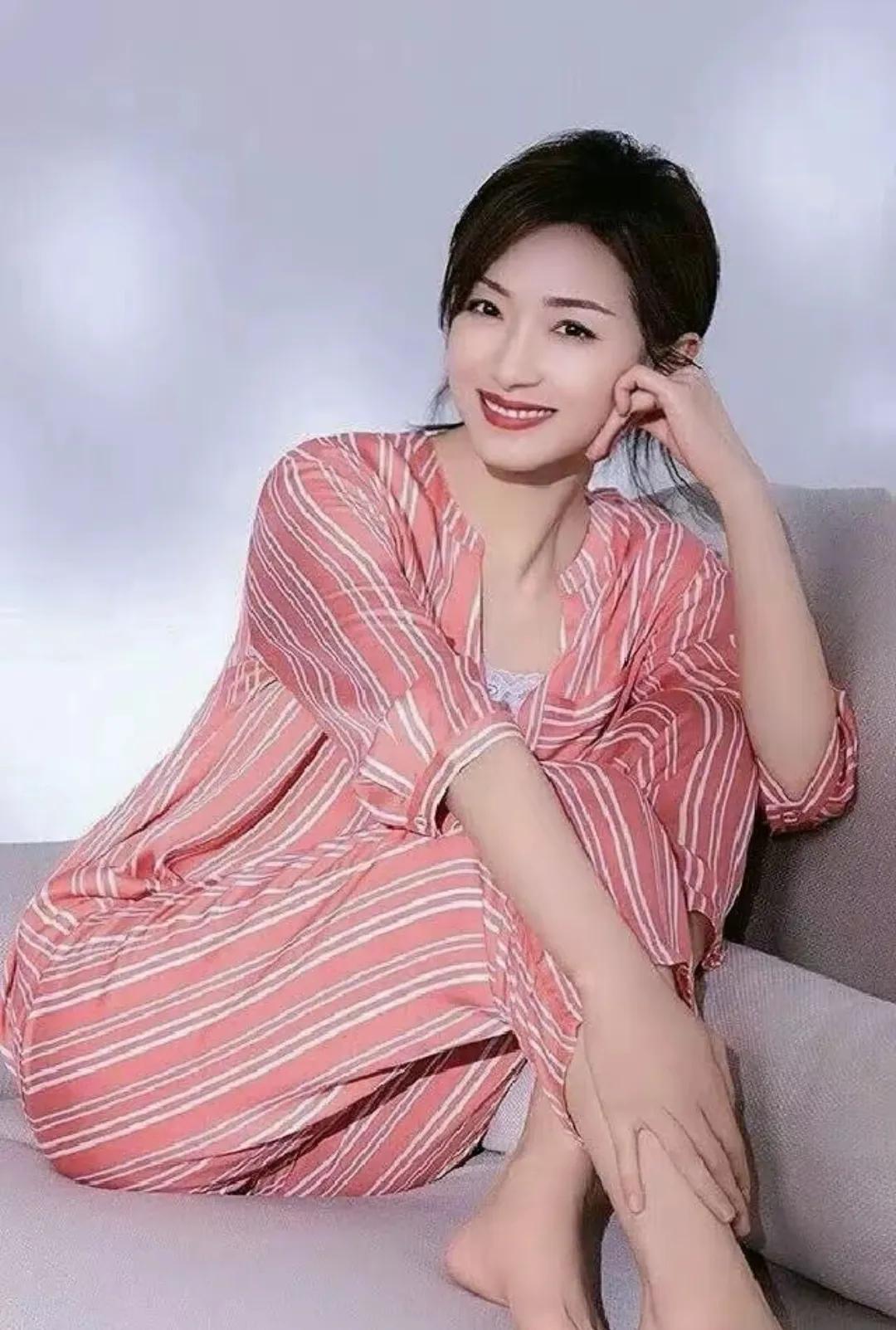 Wan Qian - iMedia