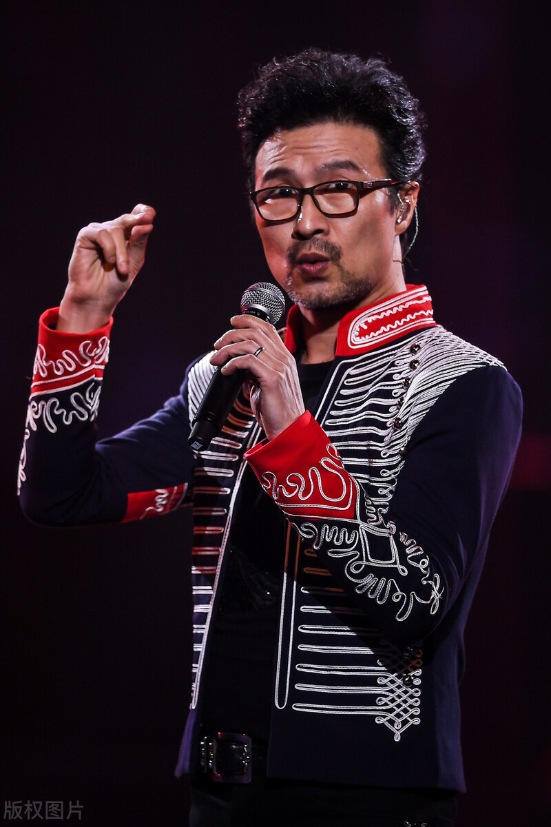 Ex-singer Dao Lang released a new song, which aroused fans' collective ...
