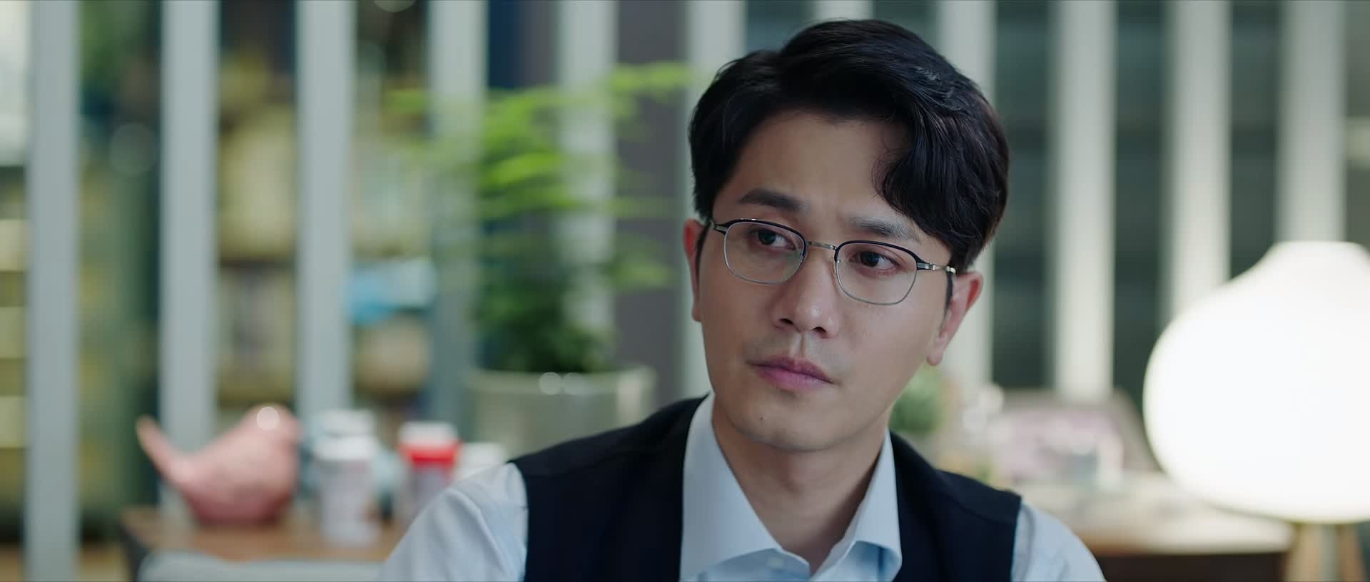 In addition to being true and false, the most suspicious person around Ruan Zhenzhen is Lao Yan ...