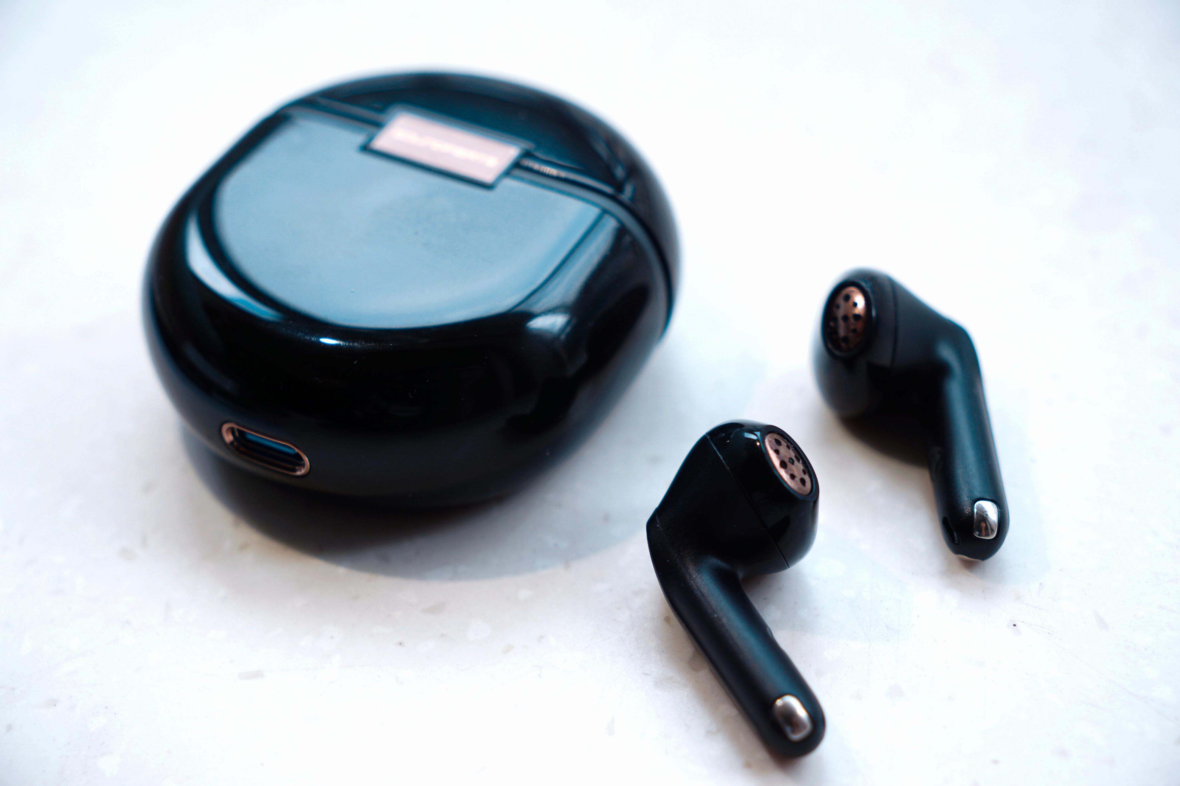 6.18 A new choice of Bluetooth headsets at a price of 200 yuan - iMedia