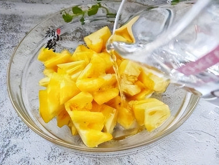 The first step to eating pineapple is to soak it in salt water. This is ...