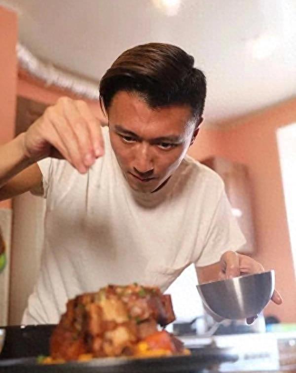 Nicholas Tse is so excited! Cecilia Cheung took her children home for a ...