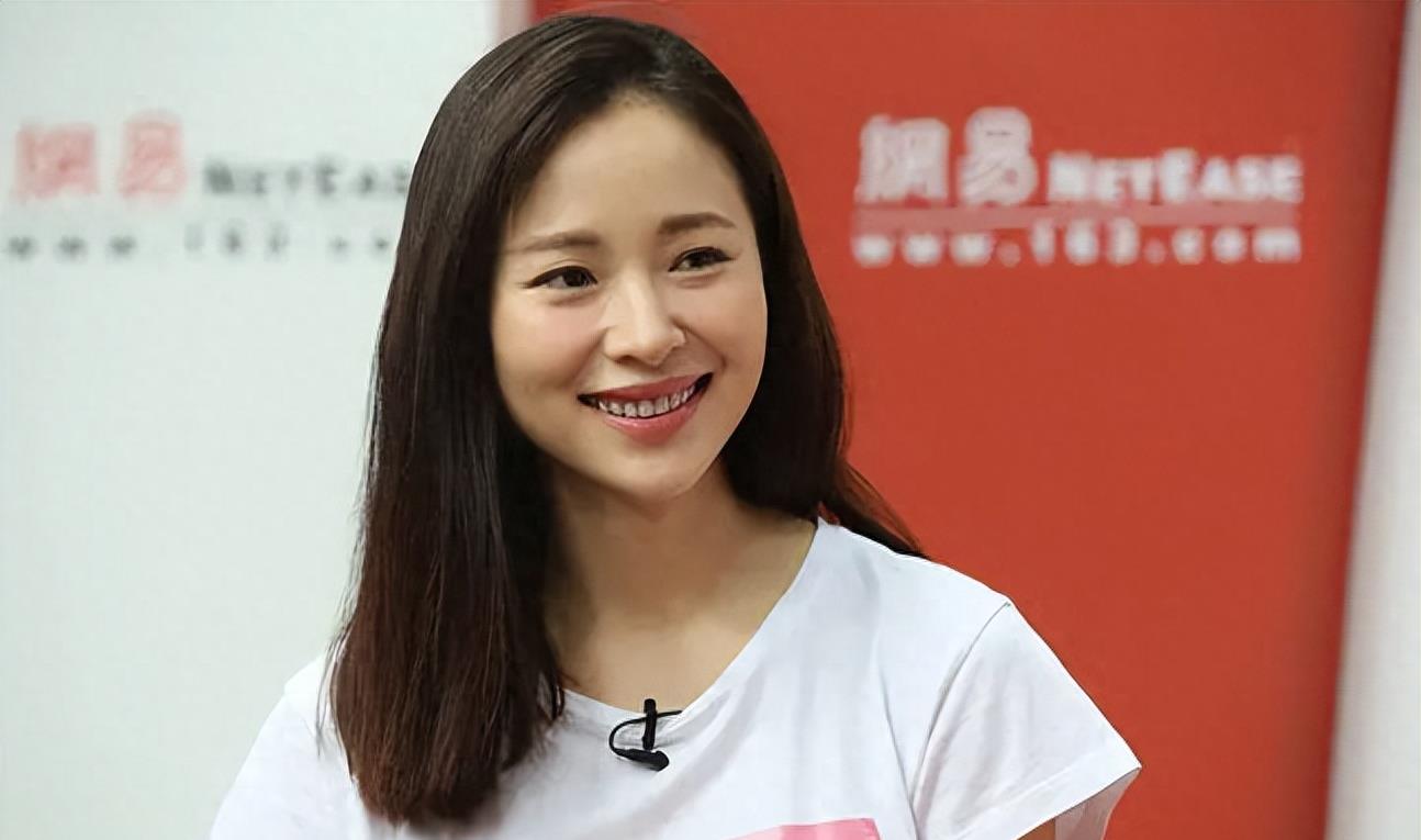 Recognizing his godfather and brother everywhere, looking for financial ...