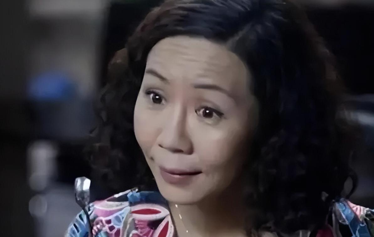 Yang Qing: Known as the "female version of Huang Bo", Yingda made her ...