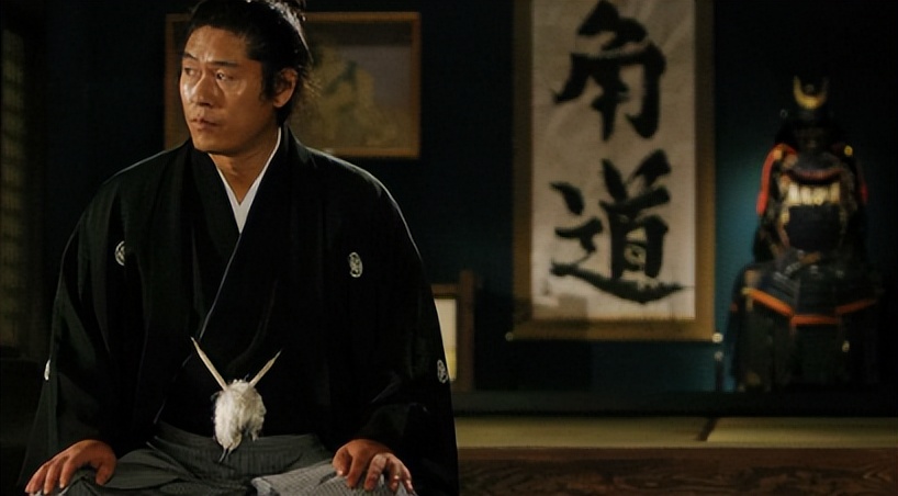 In the movie "Li Dao Mountain", how does the protagonist show the ...
