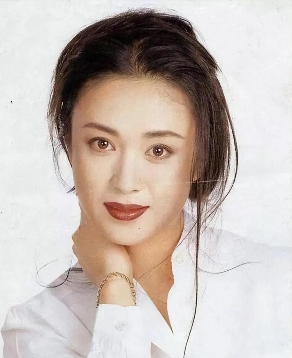 "The most beautiful Daji" Fu Yiwei became popular at the age of 26 and ...