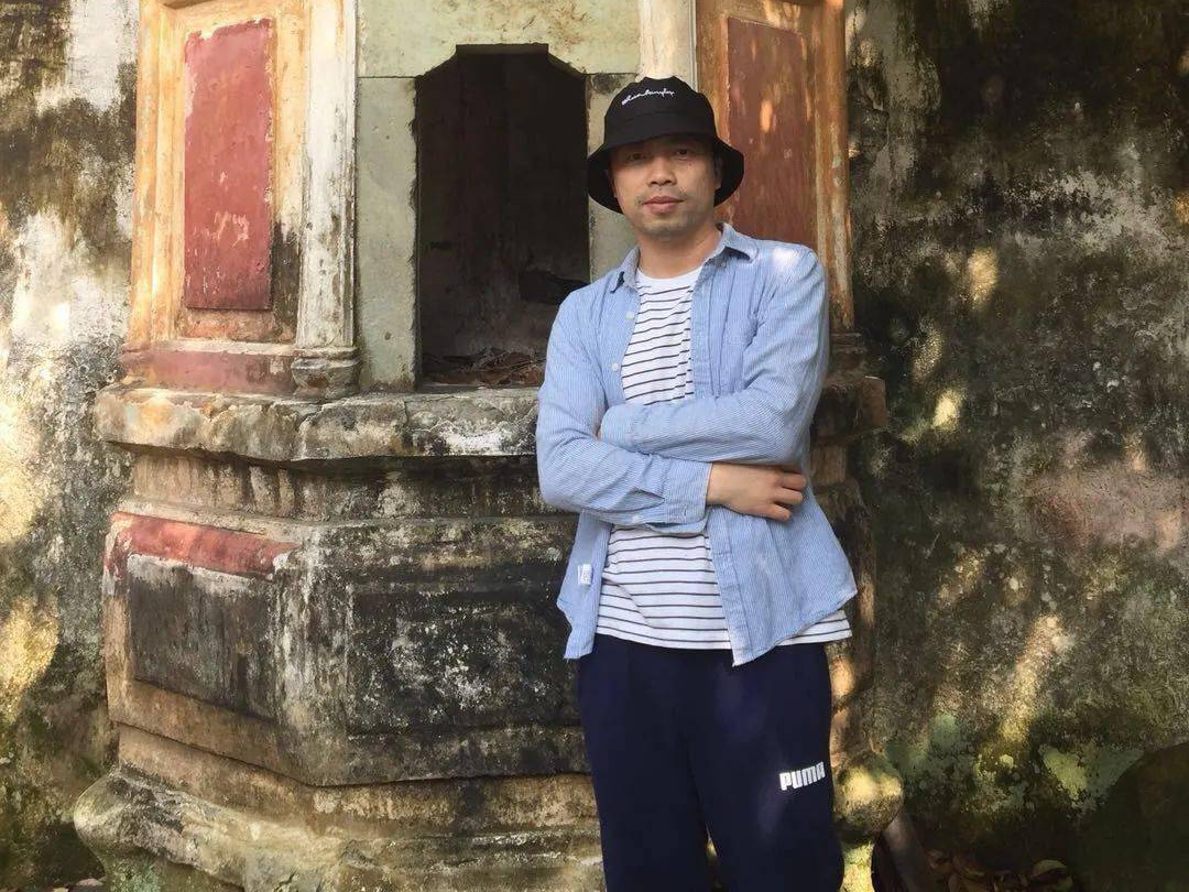 "Poetry Monthly" headline poet Ye Dan, full of the flavor of the times ...