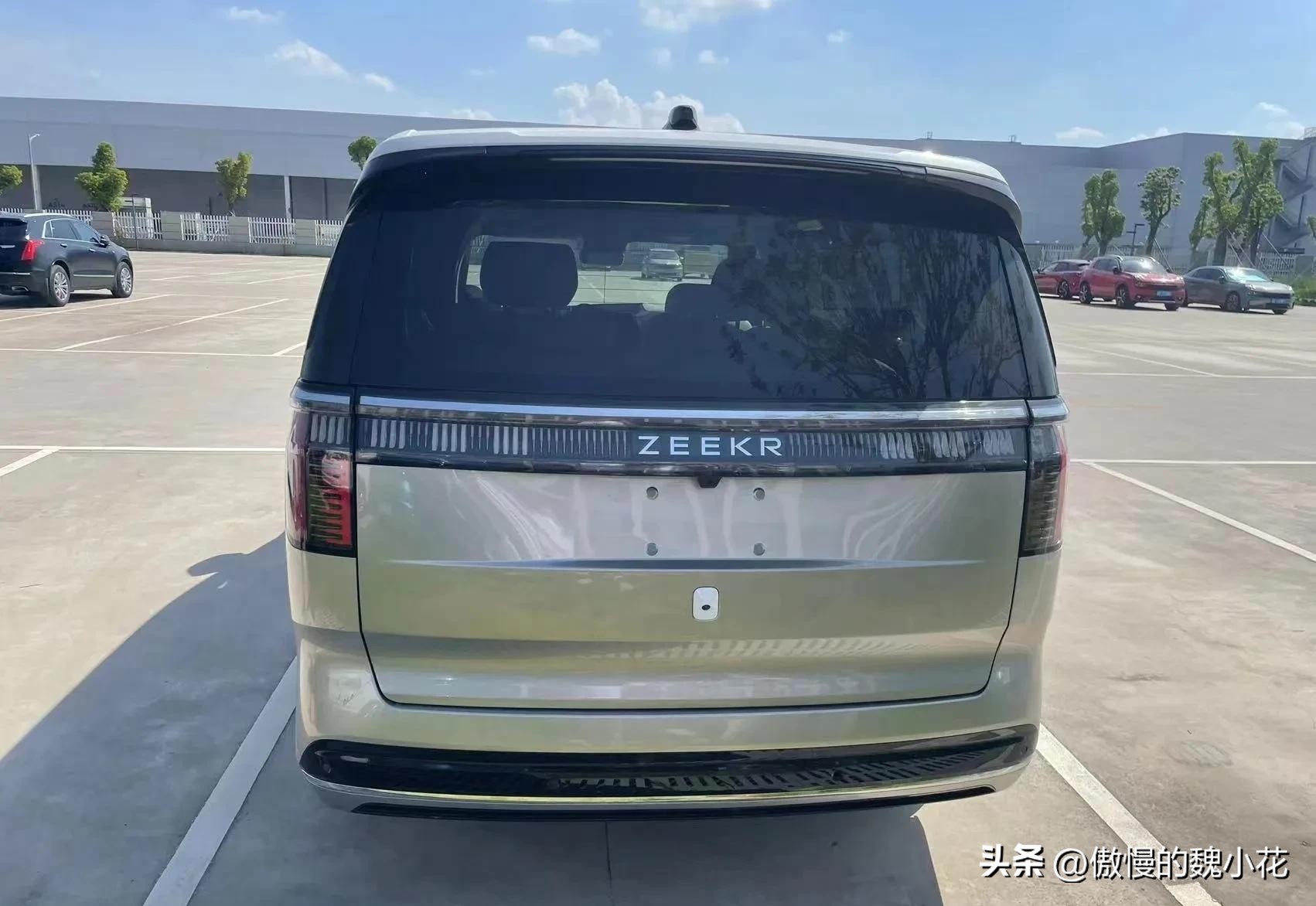 Decisively give up GL8!Extremely Krypton 009 is a real car with a battery life of over 700km ...