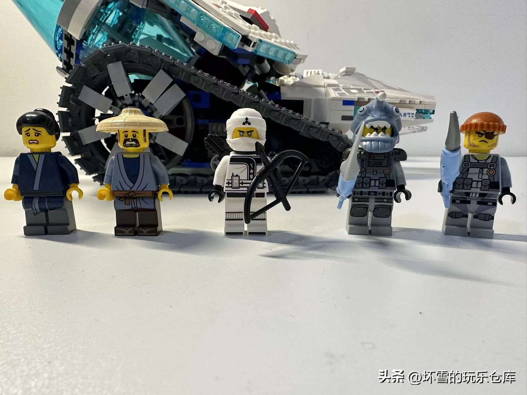 Try LEGO Phantom Ninjago 70616: Ice Tanks! invincible - iNEWS